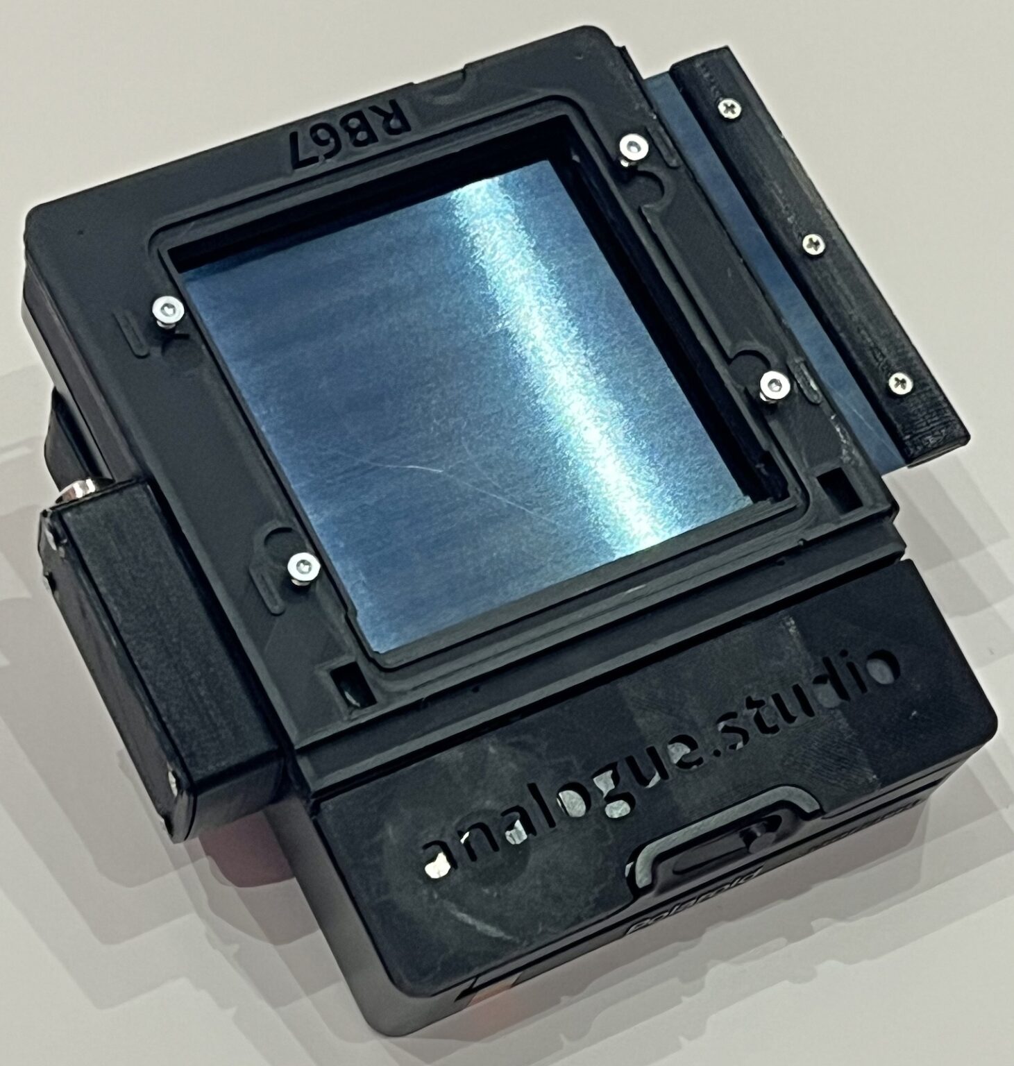 Mamiya RB67 Polaroid Back (all modern Polaroid film) – Analogue Studio